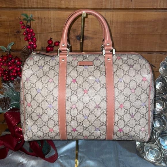Gucci | Bags | Gucci Limited Edition Stars Boston Duffle Bag Compared ...